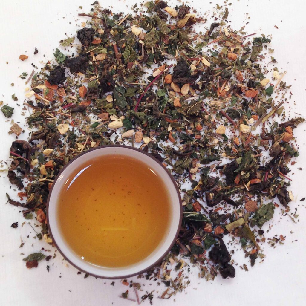 Kidney tea runs the gamut from pure green tea to herbal blends